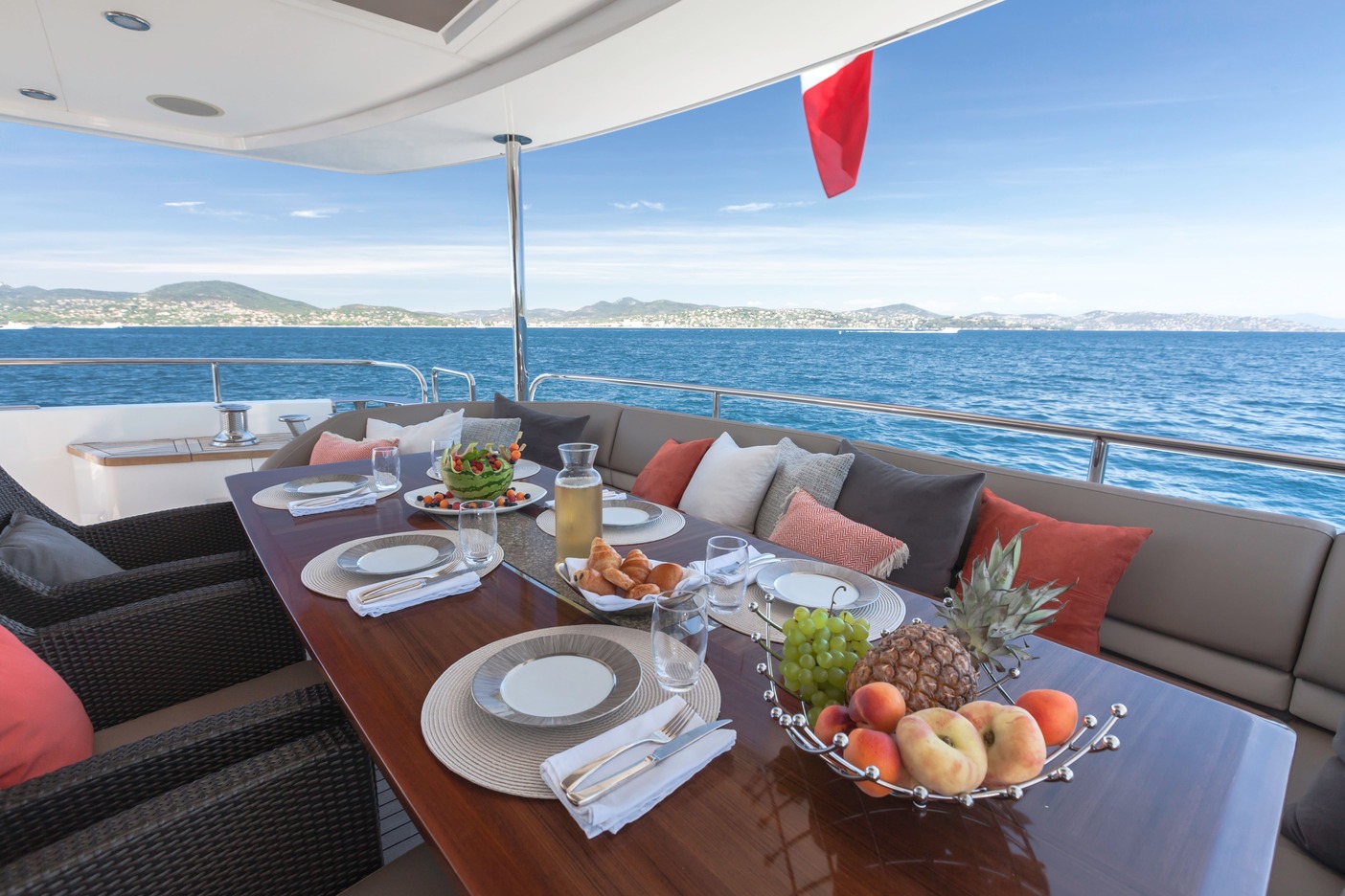 LADY BEATRICE - Evidence Yachting LADY BEATRICE